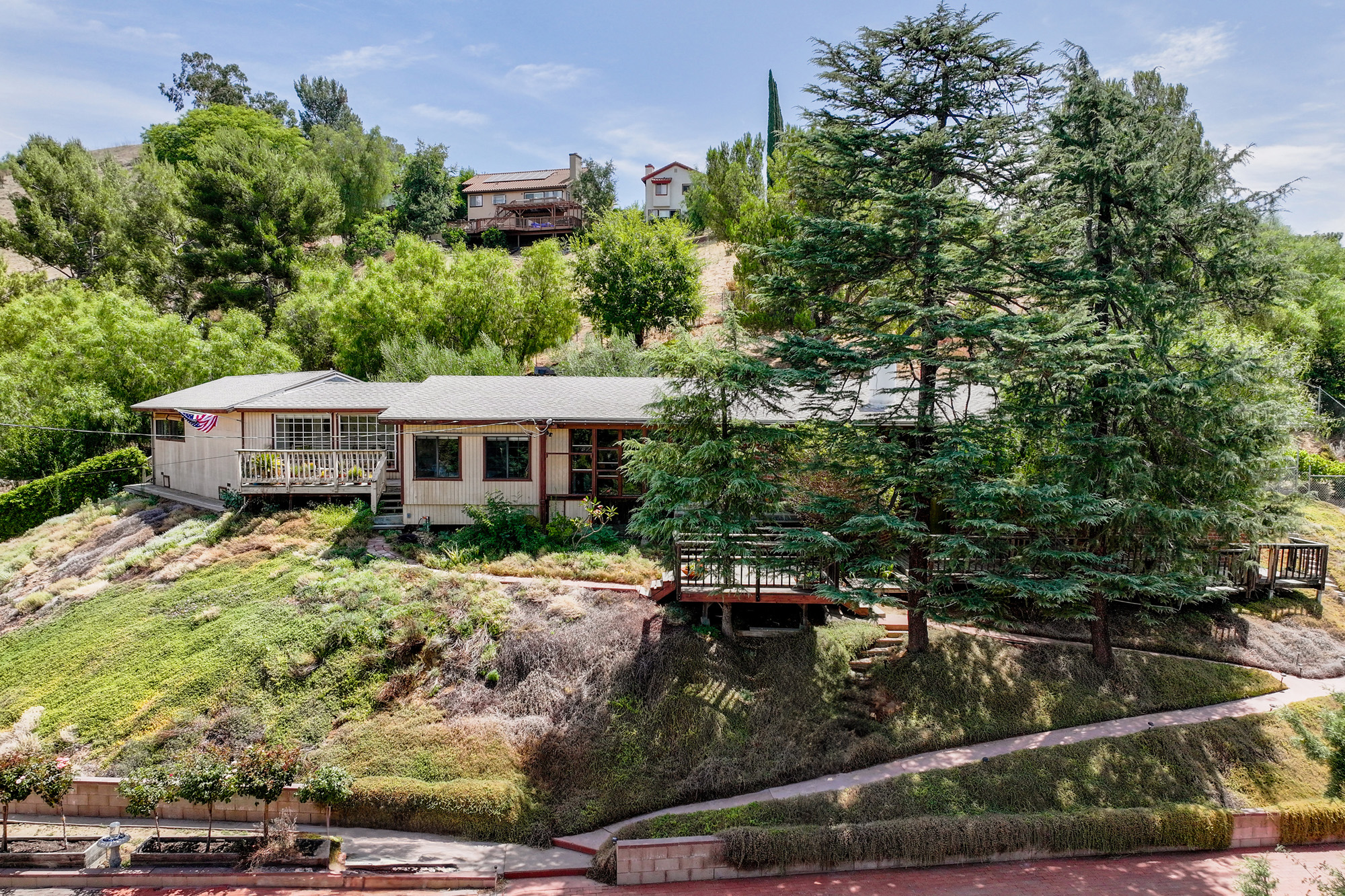 Mid-Century Ranch on 1.25 acre Horse Property - Ron Holliman